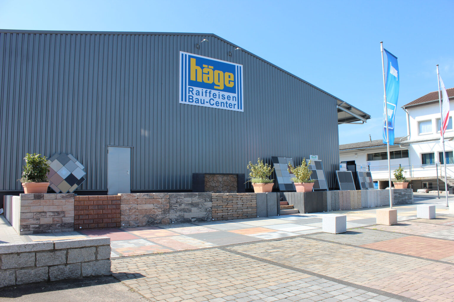 HÄGE Bau-Center - AGROA Raiffeisen